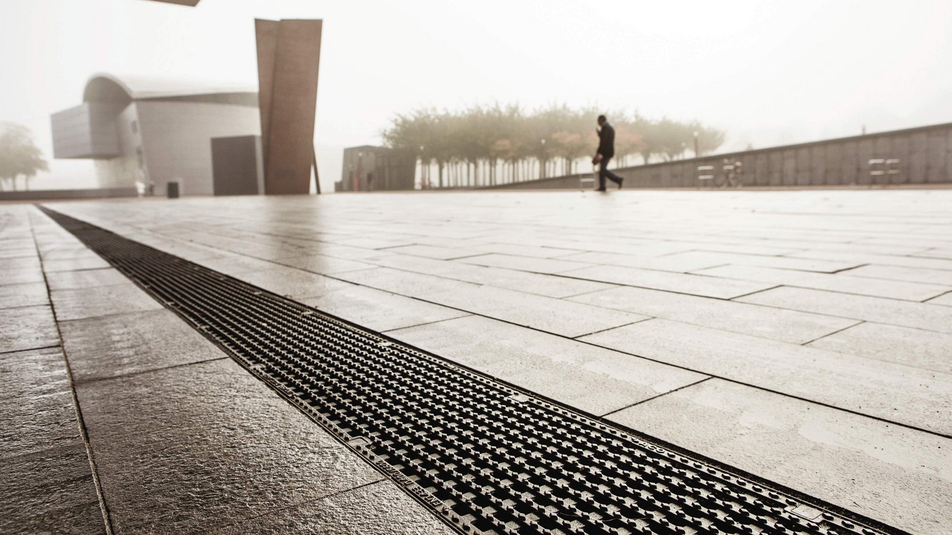 ACO Multiline: Polymer Concrete Drainage Channel